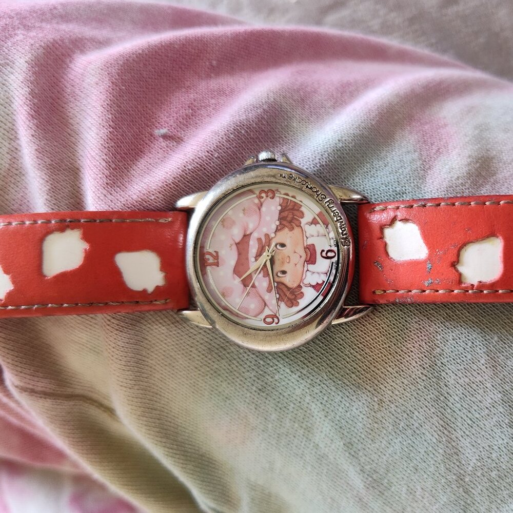 Strawberry Shortcake Vintage Avon Watch New - Gem